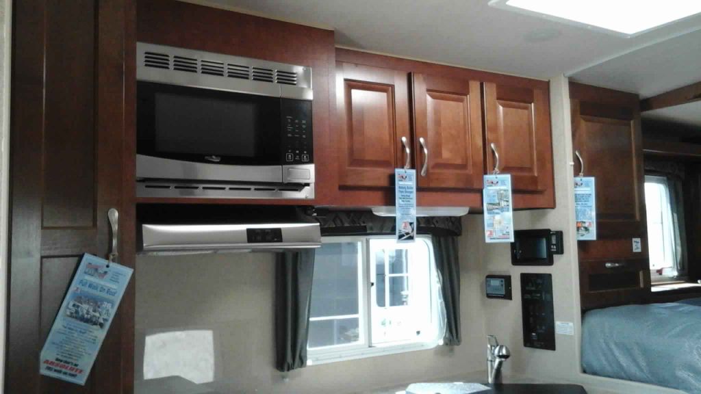 New and Used RV Truck Campers for Sale - RVHotline Canada RV Trader