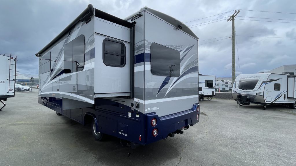New and Used RV Motorhomes for Sale - RVHotline Canada RV Trader