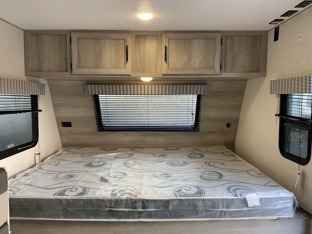 New and Used RV Travel Trailers for Sale - RVHotline Canada RV Trader