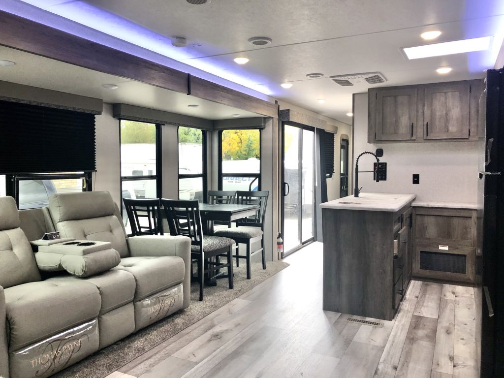 New and Used RV Park Models for Sale - RVHotline Canada RV Trader