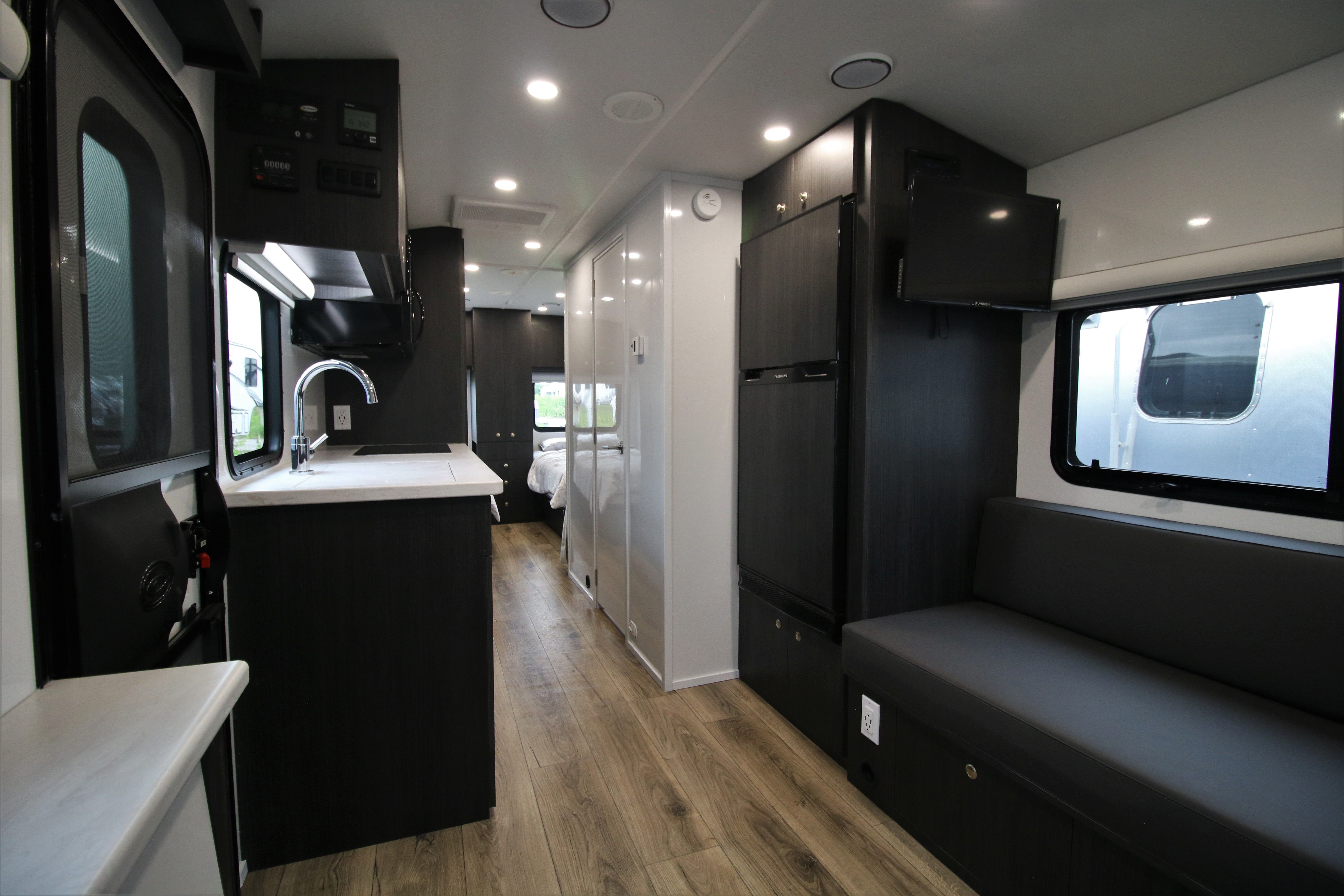 New and Used RV Travel Trailers for Sale - RVHotline Canada RV Trader