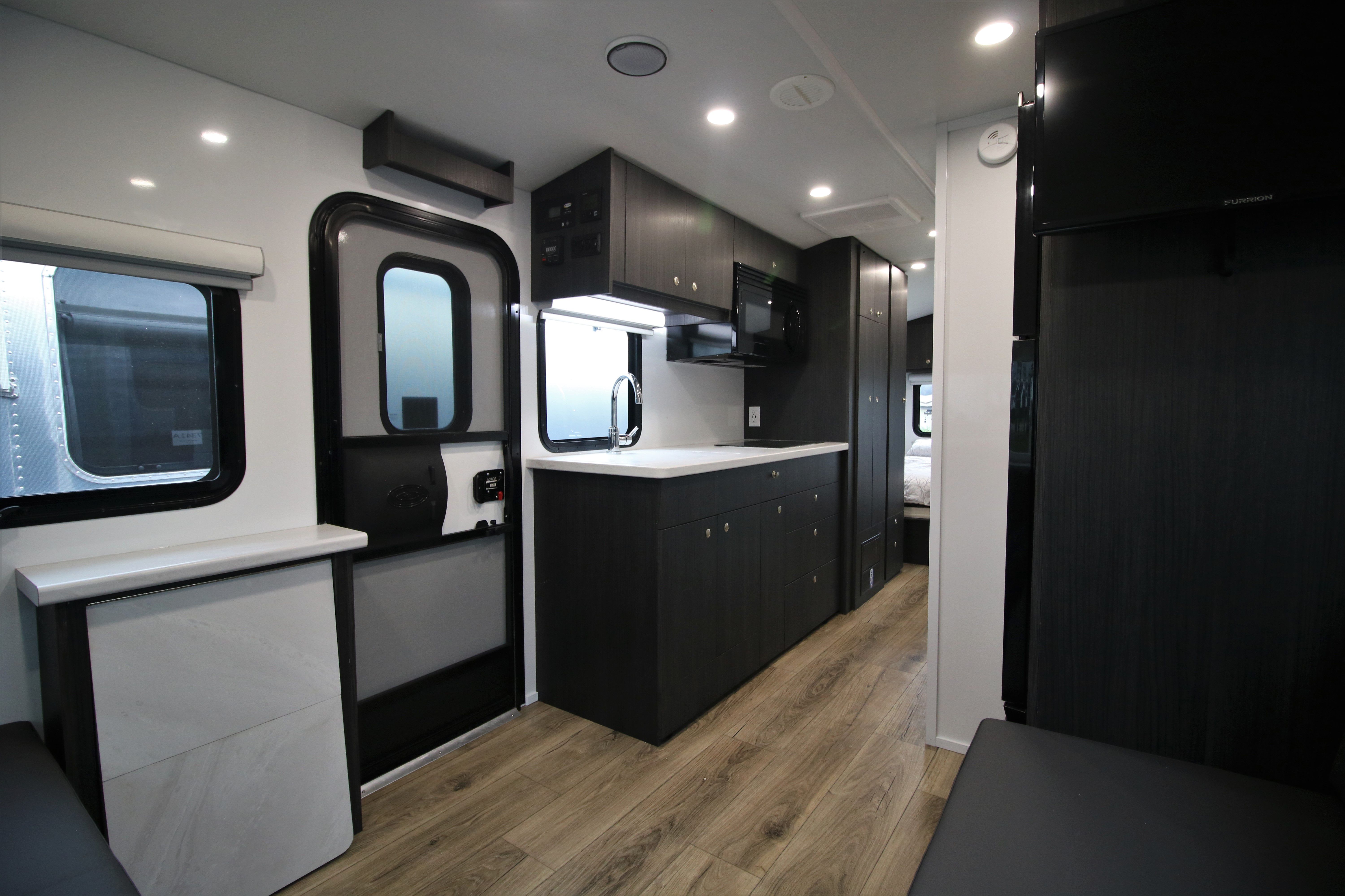 New and Used RV Travel Trailers for Sale - RVHotline Canada RV Trader