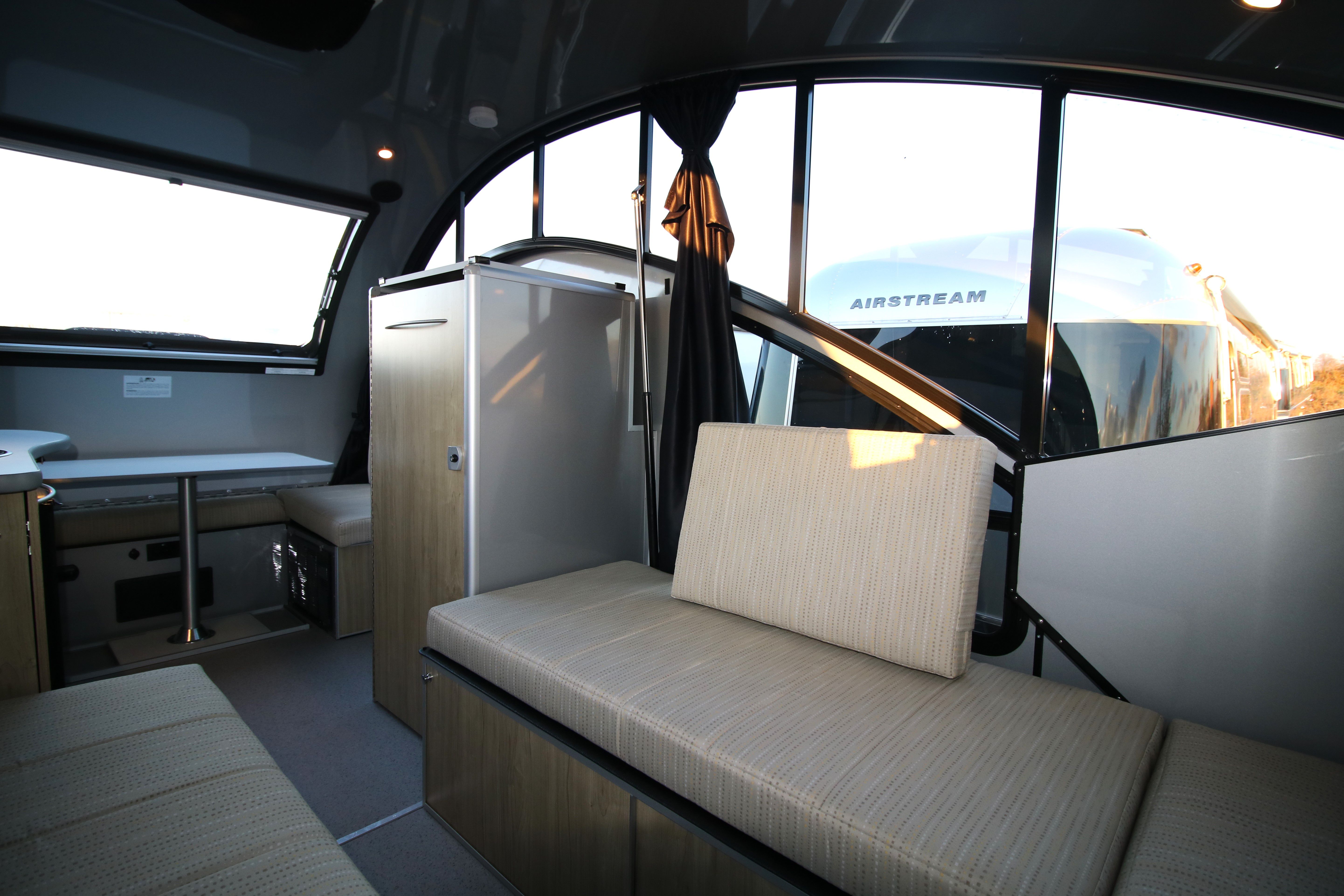 New and Used RV Travel Trailers for Sale - RVHotline Canada RV Trader