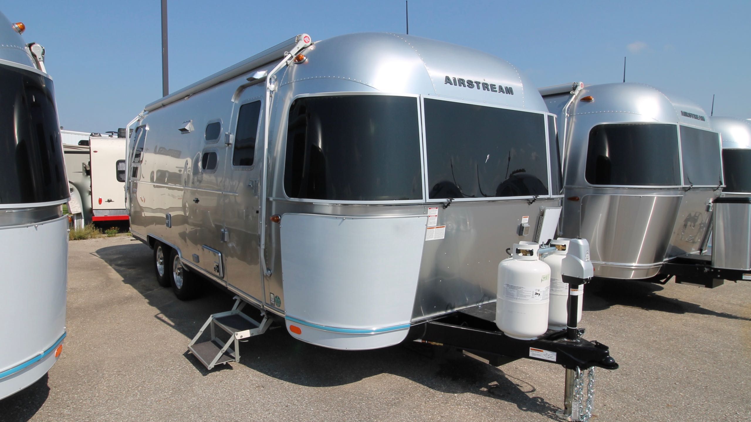 Airstream Travel Trailers - Can-Am RV Centre