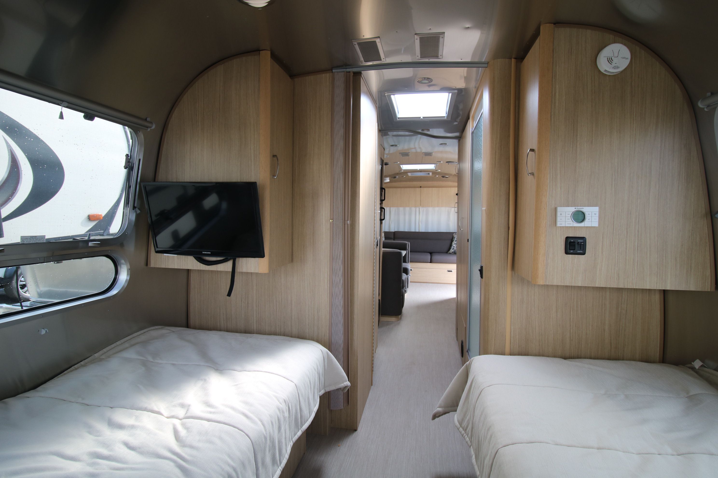 New and Used RV Travel Trailers for Sale - RVHotline Canada RV Trader