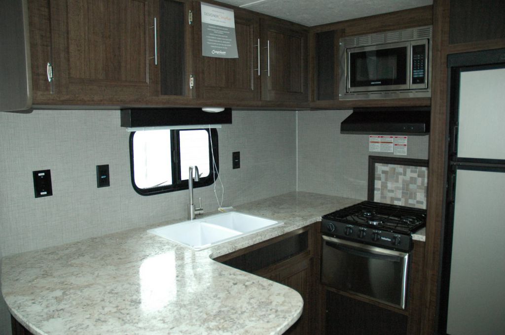 New and Used RV for Sale - RVHotline Canada RV Trader