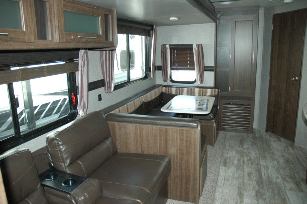New and Used RV for Sale - RVHotline Canada RV Trader