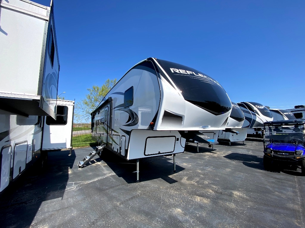 Reflection Fifth Wheels | Bill Thomas Camper Sales