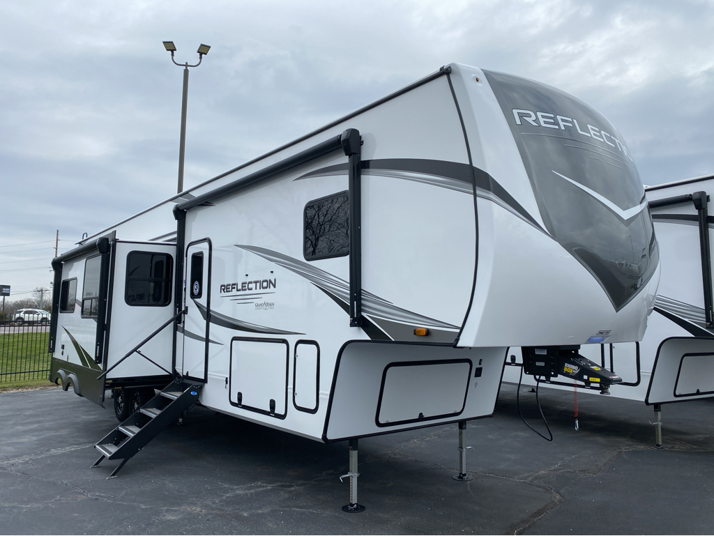 Reflection Fifth Wheels | Bill Thomas Camper Sales | Missouri